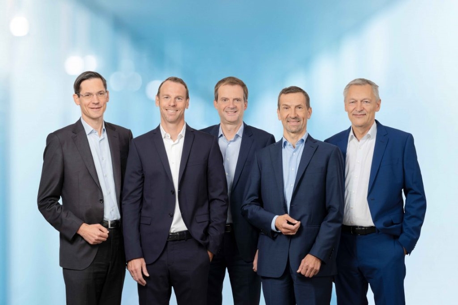 Welcome to Dr. Dirk Linzmeier as CEO of TTTech Auto | TTTech Auto